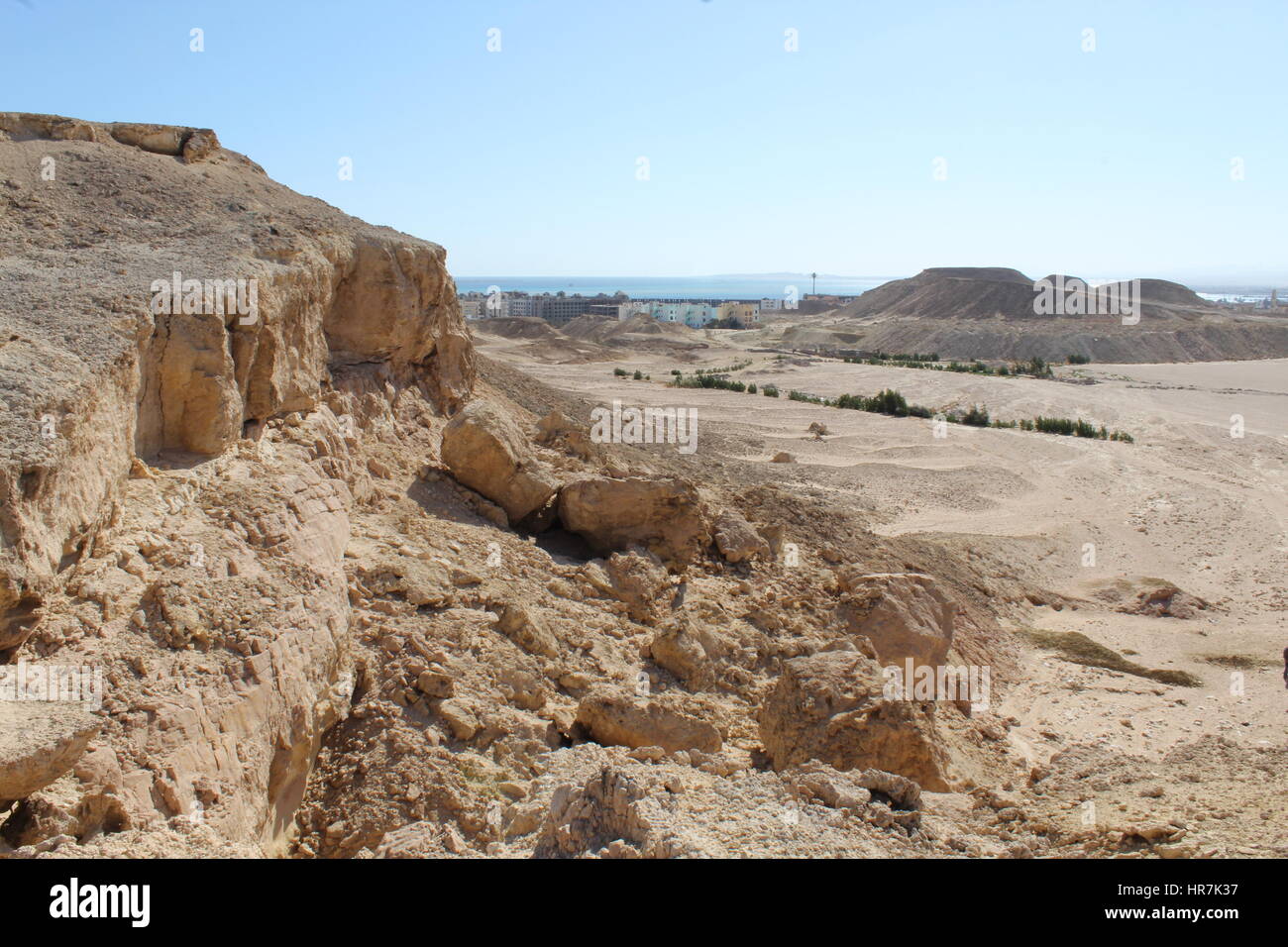 Hilly desert outside Hurghada town on Red sea Stock Photo - Alamy