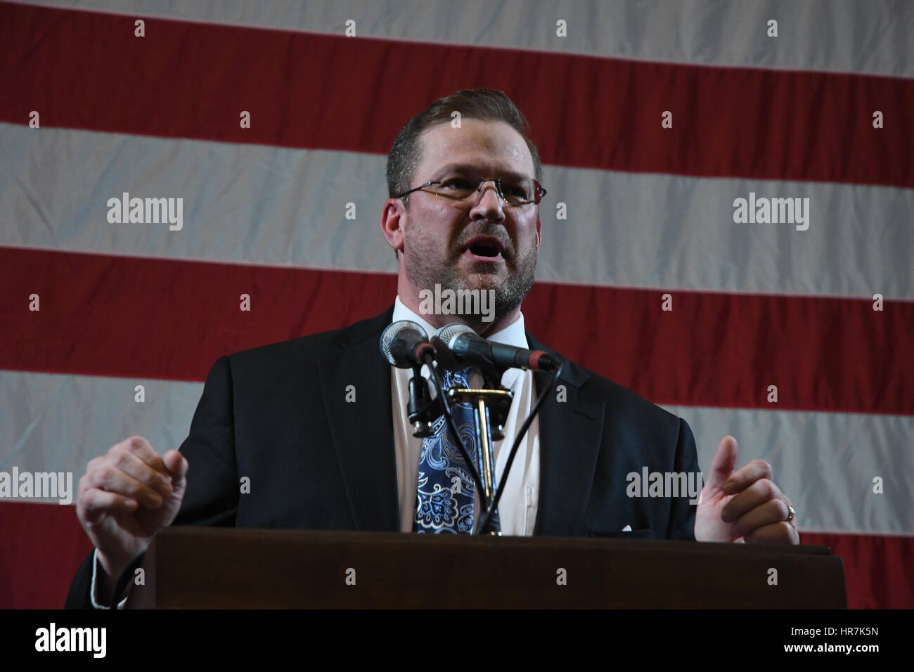 Lawyer and Army veteran James Thompson who is the Democratic candidate ...