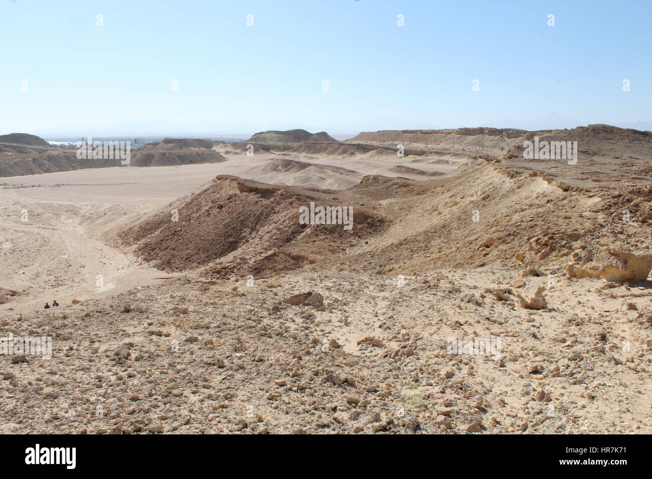 Hilly desert outside Hurghada town on Red sea Stock Photo - Alamy