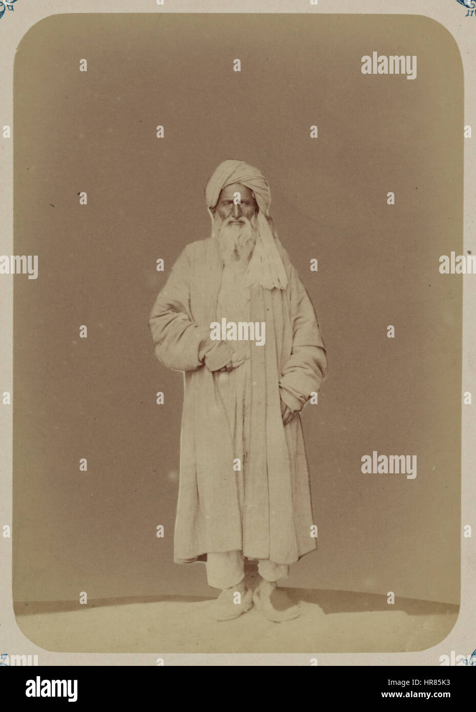 Types of arabs hi-res stock photography and images - Alamy