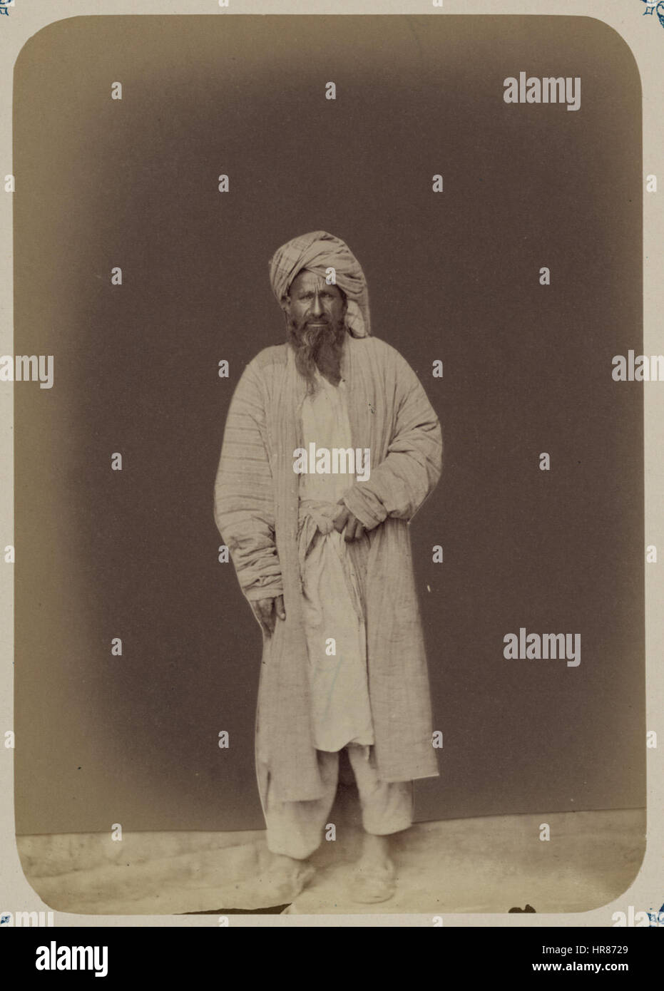 Types of arabs hi-res stock photography and images - Alamy