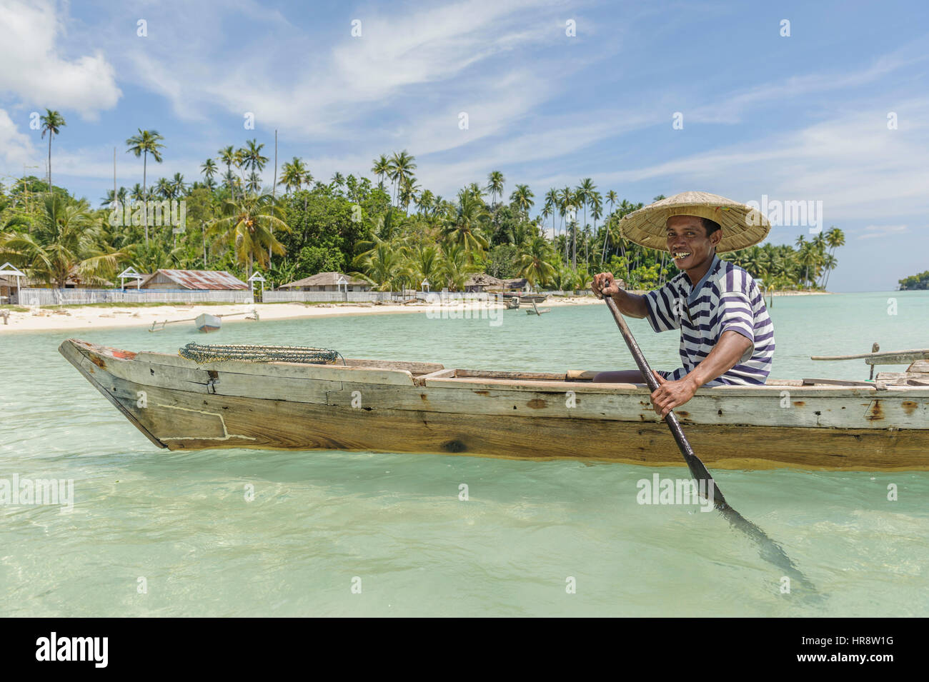 Small traditional fishing boat hi-res stock photography and images - Alamy