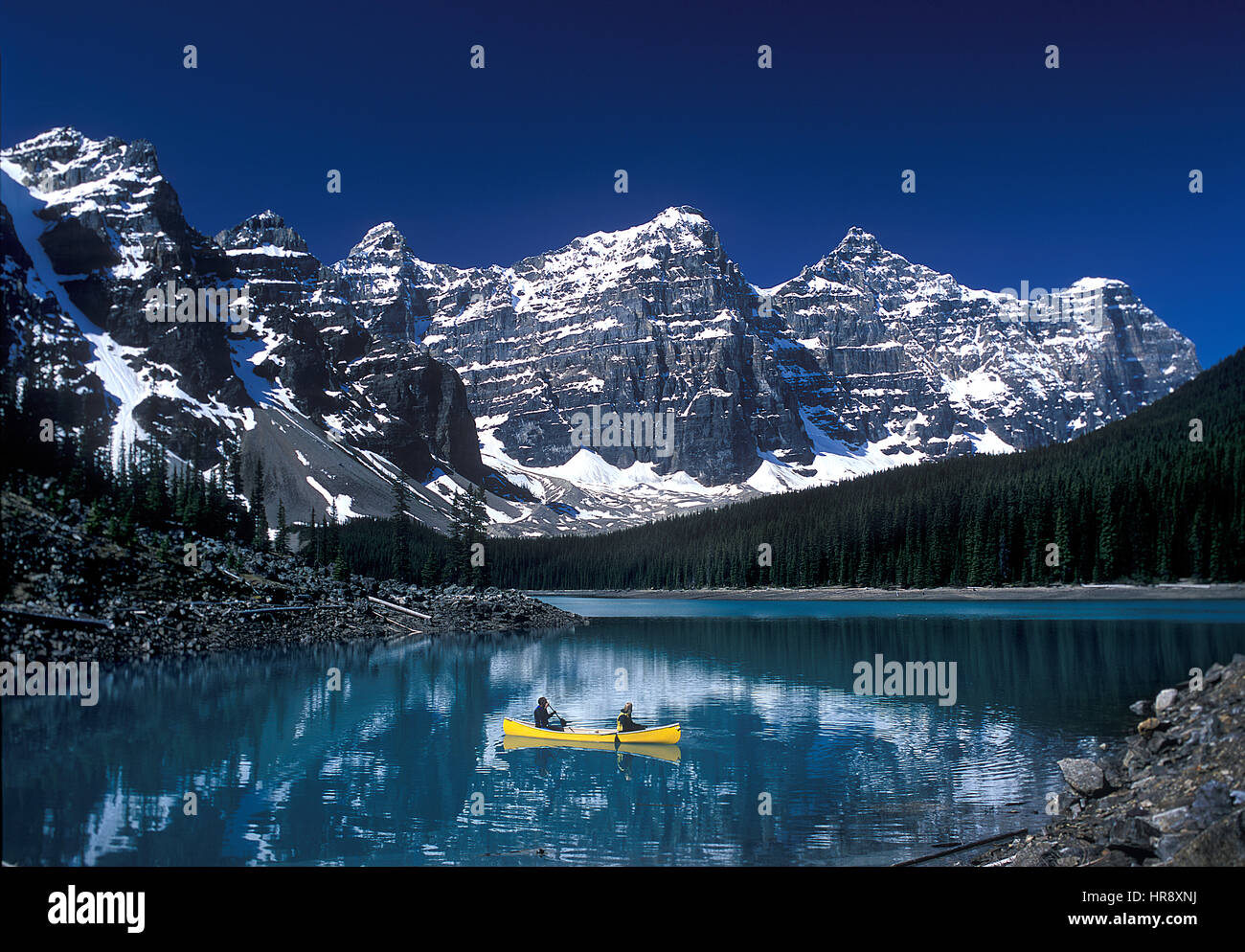 Crystal lake alberta canada hi-res stock photography and images - Alamy