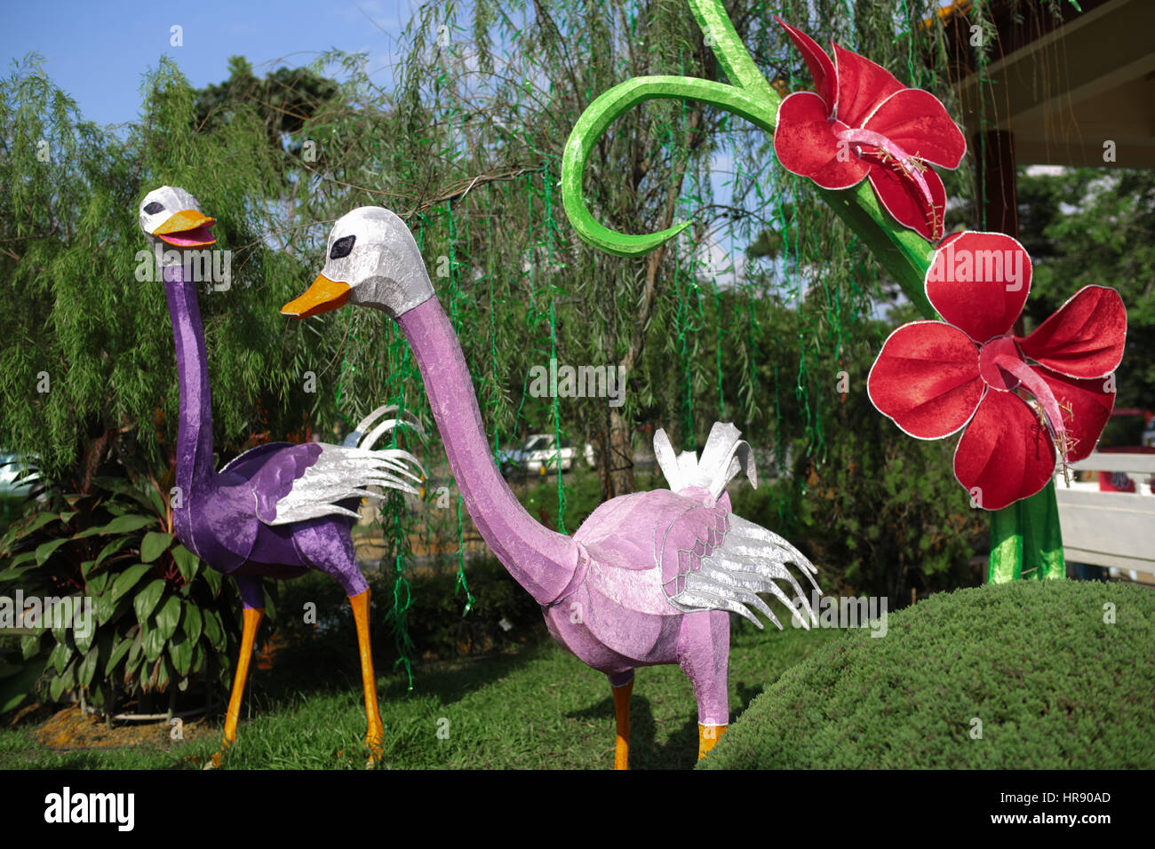 Animal replicas hi-res stock photography and images - Alamy