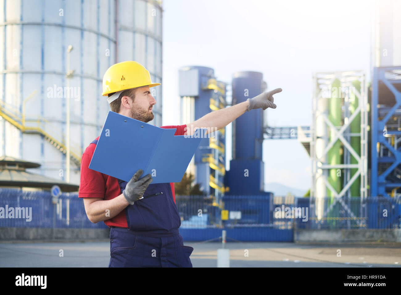 Factory worker protection hi-res stock photography and images - Alamy