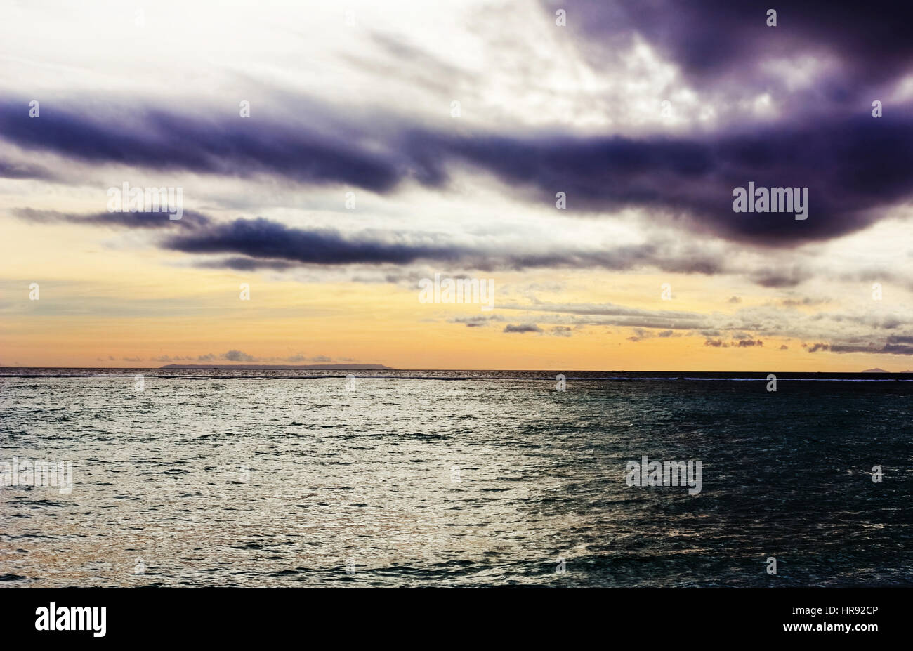 Clouds in sunset sky hi-res stock photography and images - Alamy