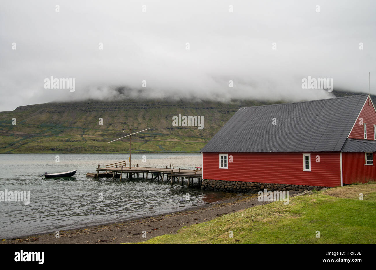 Traditional wooden icelandic house Stock Photo - Alamy
