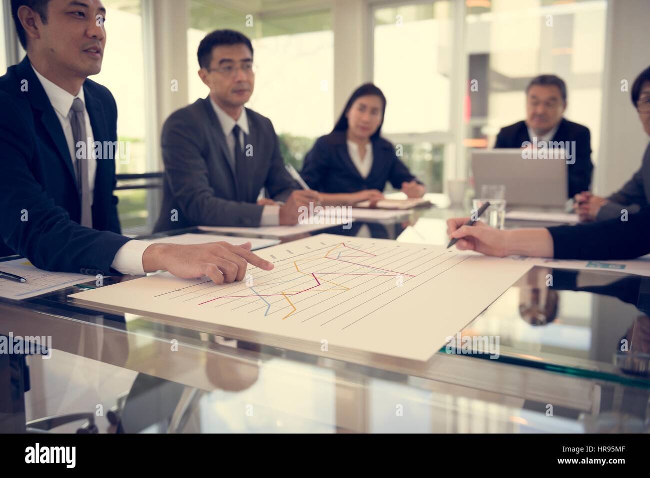 Managerial discussion hi-res stock photography and images - Alamy