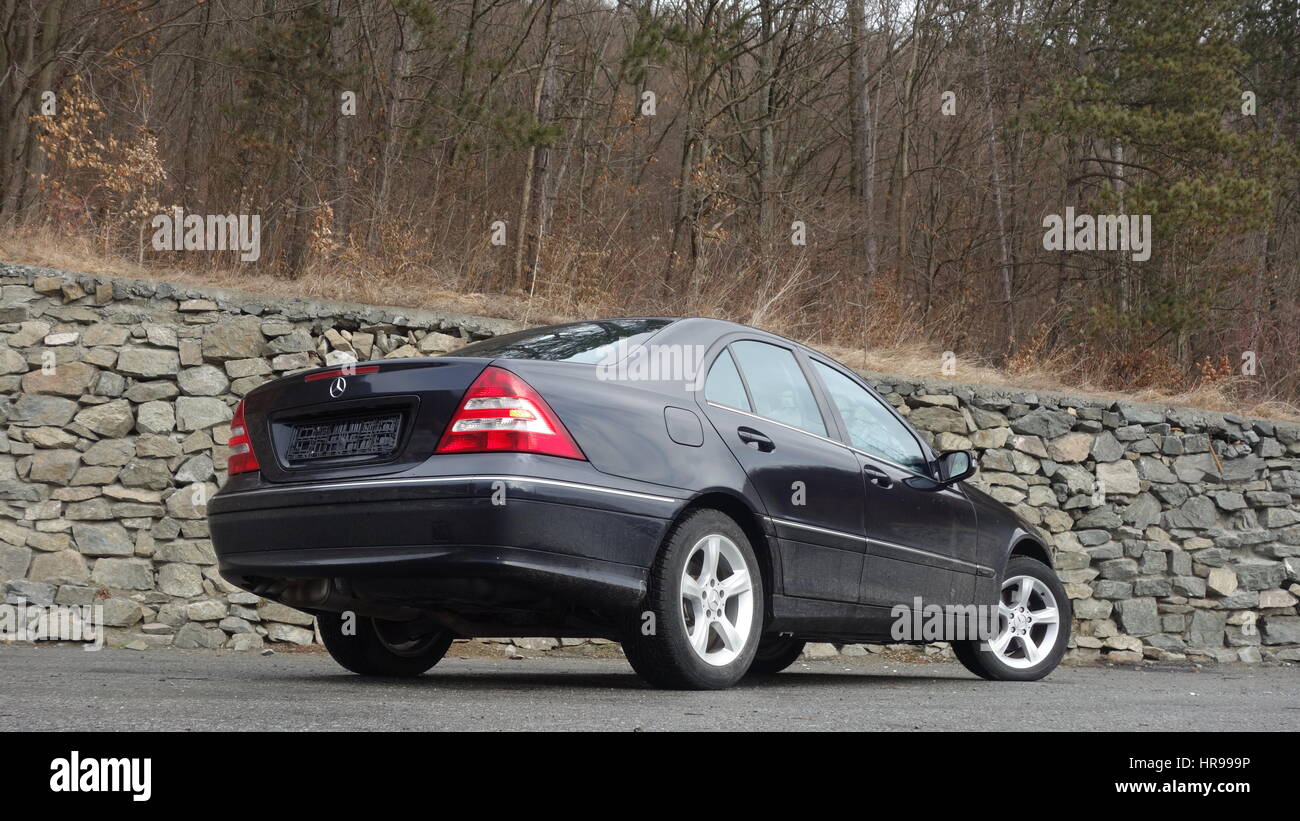 W203 mercedes hi-res stock photography and images - Alamy