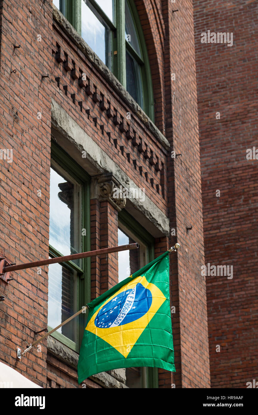 Brazilian Flag on Old Brick Building Stock Photo - Alamy