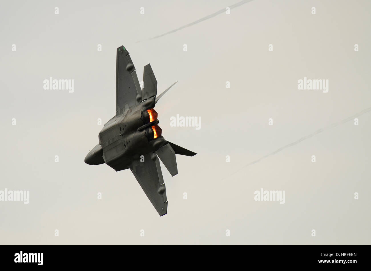 Low radar cross section jet hi-res stock photography and images - Alamy