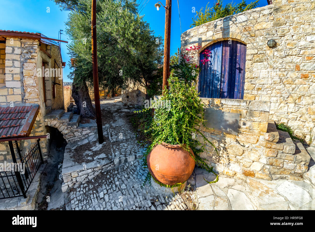 Back street lofou hi-res stock photography and images - Alamy