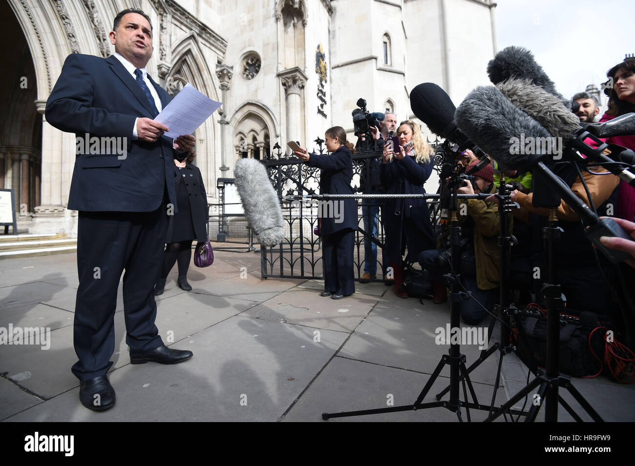 All 30 British Victims 2015 Tunisia Terror Attacker High Resolution ...