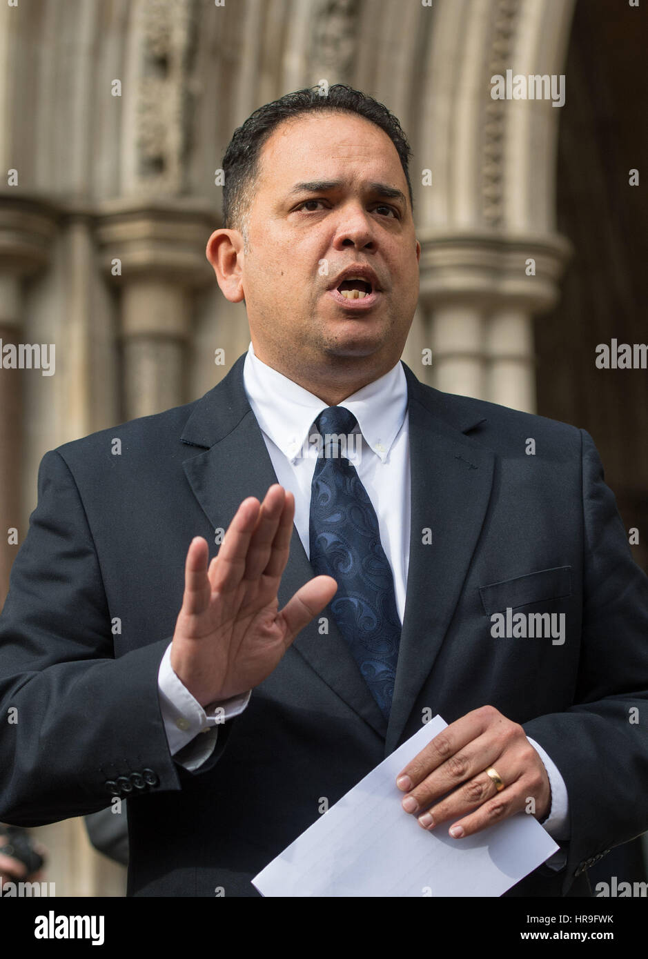 Massacre tunisia beach hi-res stock photography and images - Alamy