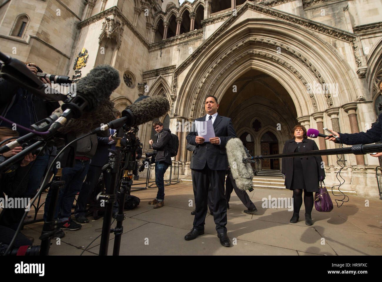 Managing Director of Tui Nick Longman outside the Royal Courts of ...