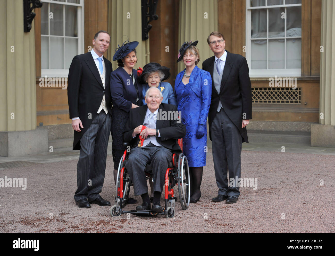 His wife moyra centre and his daughter erin second right hi-res stock ...
