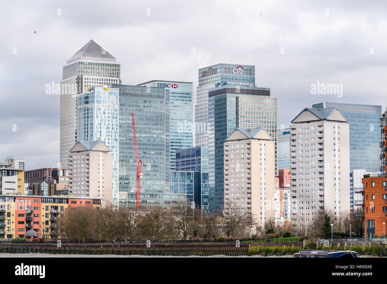 Financial centres london hi-res stock photography and images - Alamy