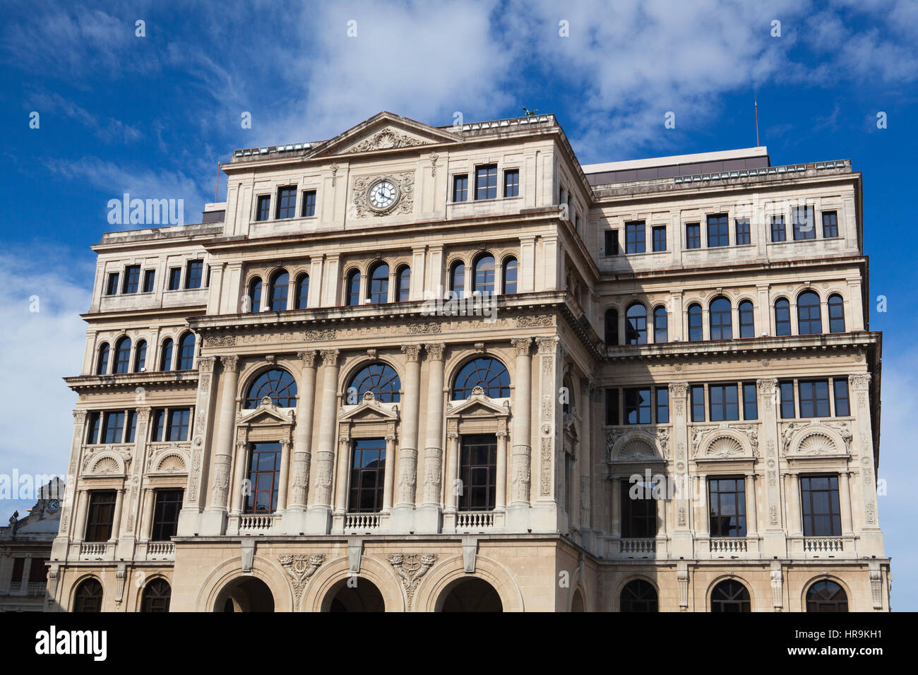 Plaza comercial de exchange hi-res stock photography and images - Alamy