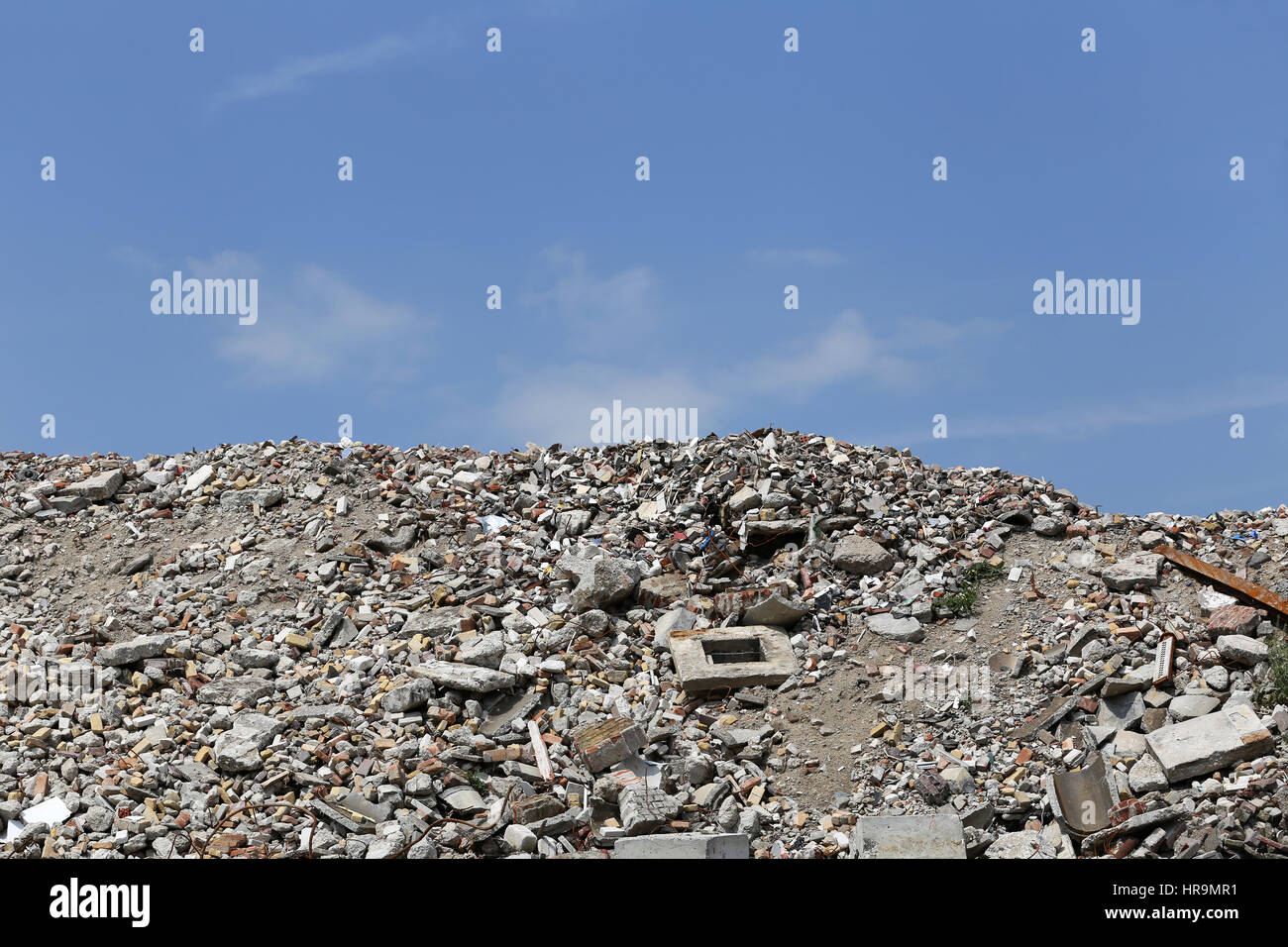 building rubble at recycling yard Stock Photo - Alamy