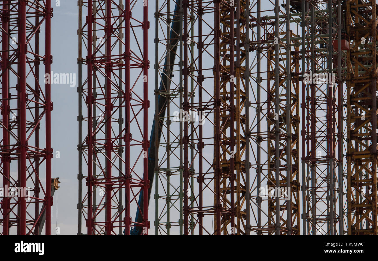 Scaffold background hi-res stock photography and images - Alamy