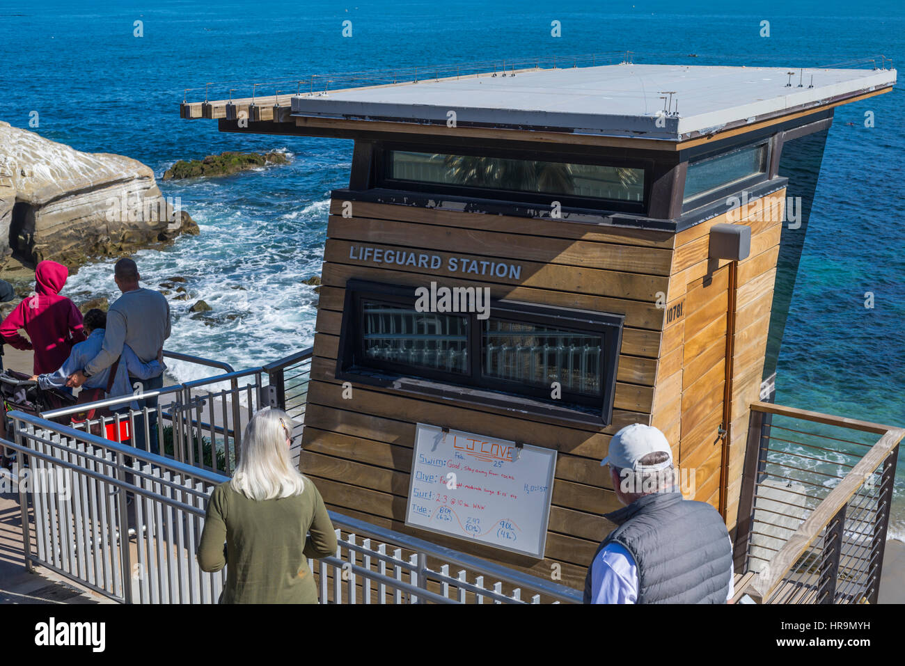 Lifeguard Station at the La Jolla Cove Beach. La Jolla, California ...