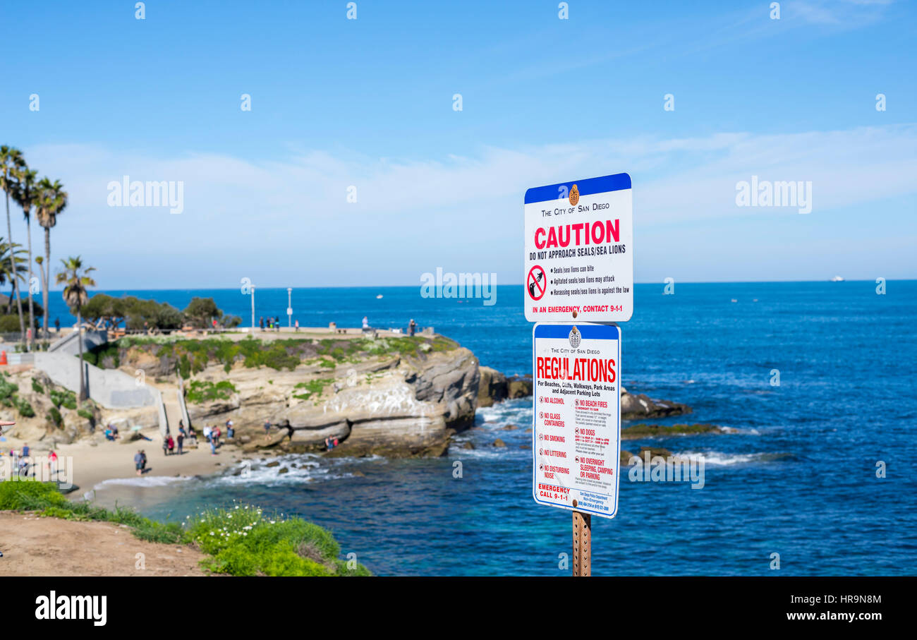 Caution Sign, Do Not Approach Seals/Sea Lions. La Jolla, California ...