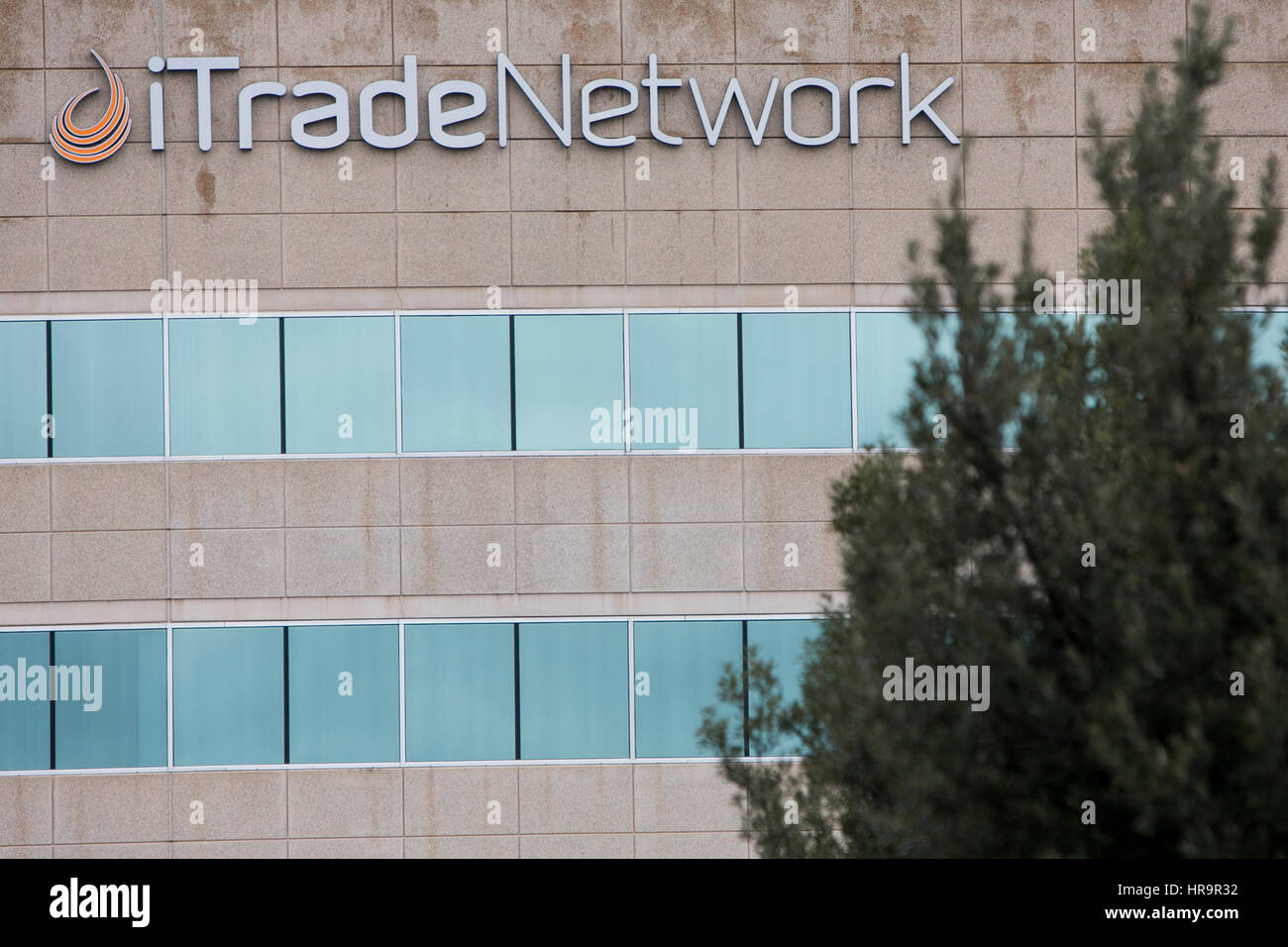 Itradenetwork hi-res stock photography and images - Alamy