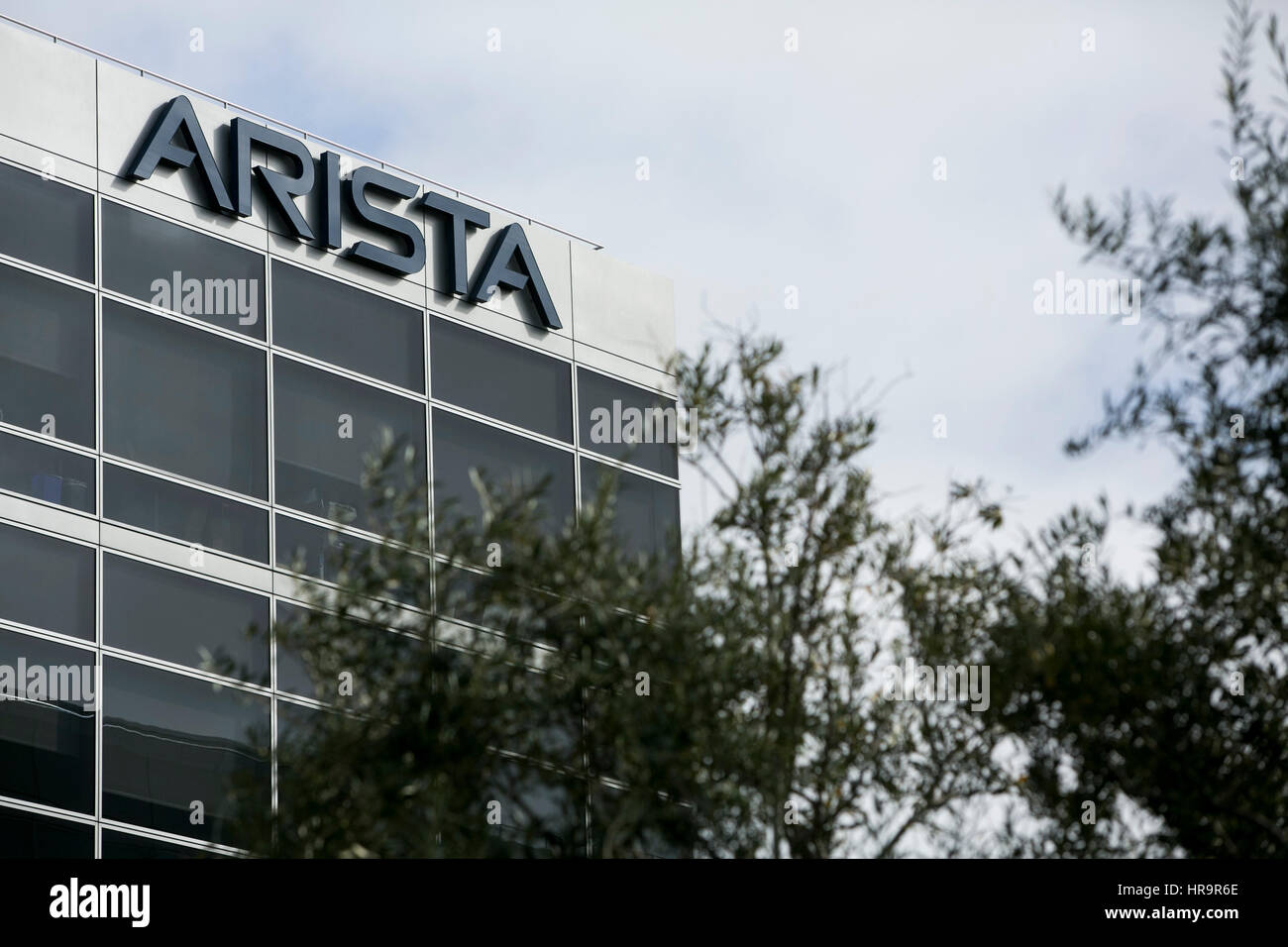 Arista networks hi-res stock photography and images - Alamy