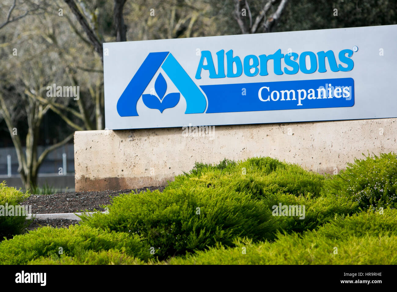Albertsons grocery store hi-res stock photography and images - Alamy
