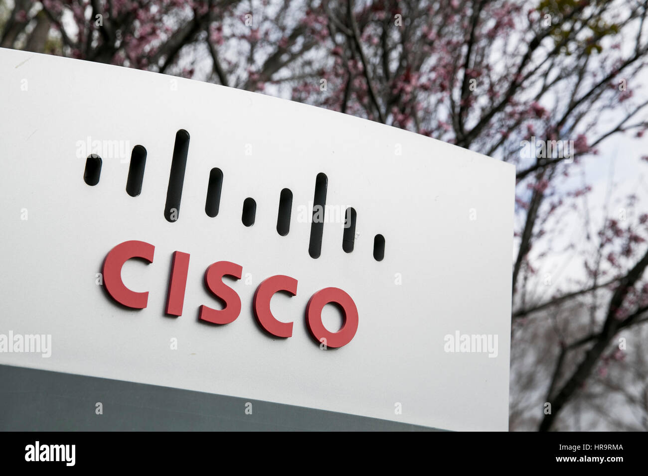 Cisco logo hi-res stock photography and images - Alamy
