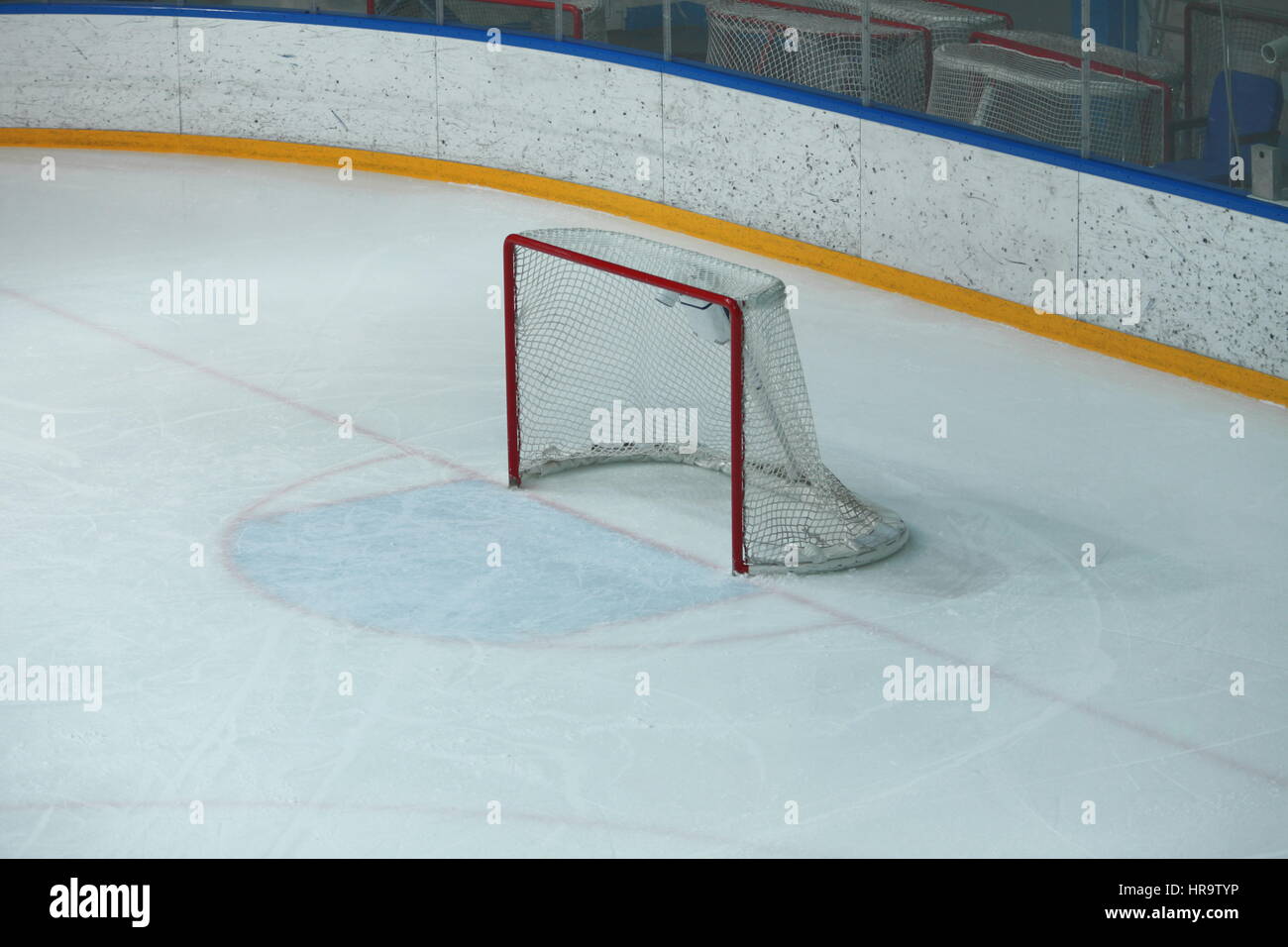 Empty hockey gate before the a hockey match Stock Photo - Alamy