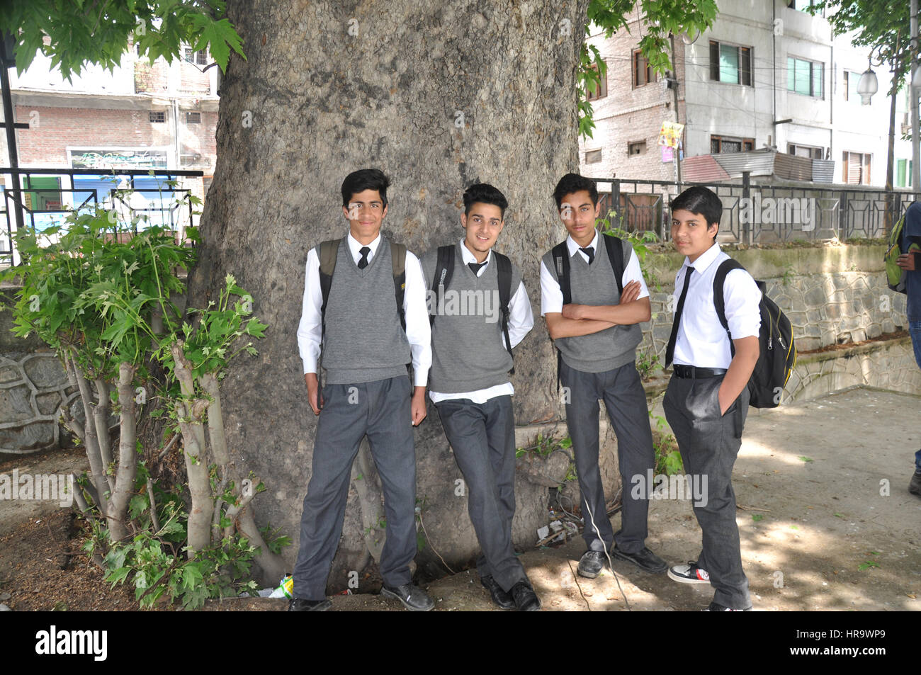Kashmir School Students at Srinagar, Kashmir Srinagar City, (Photo ...