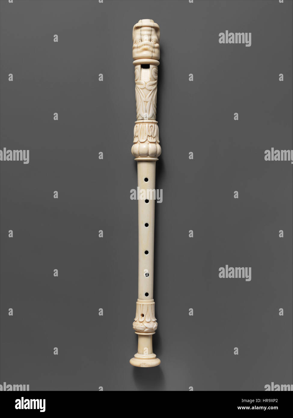 Alto recorder hi-res stock photography and images - Alamy