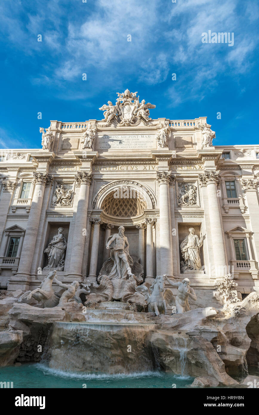 View of the Trevi Fountain in Rome, Italy Stock Photo - Alamy