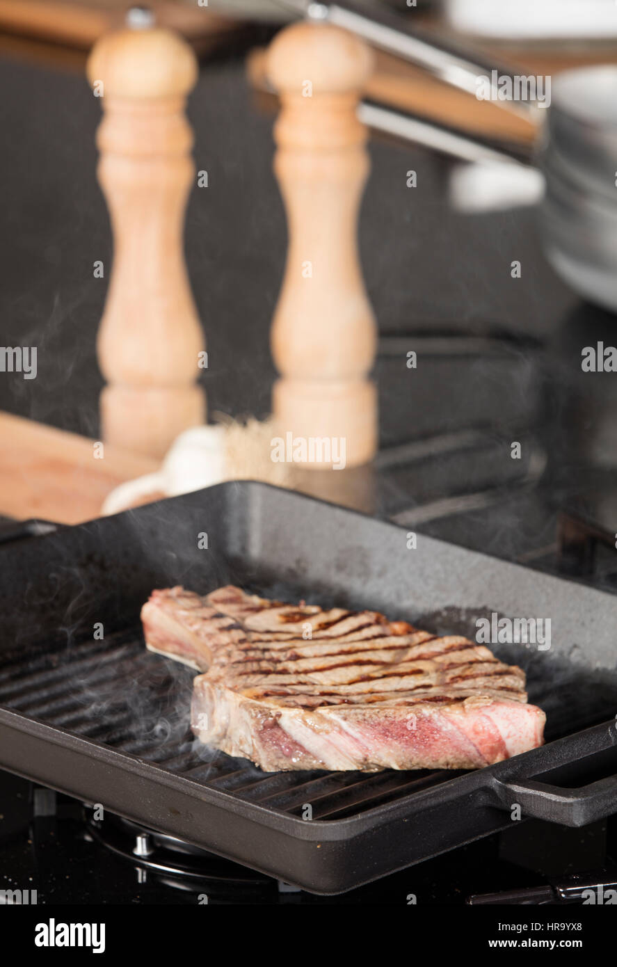 Black angus steak hi-res stock photography and images - Alamy
