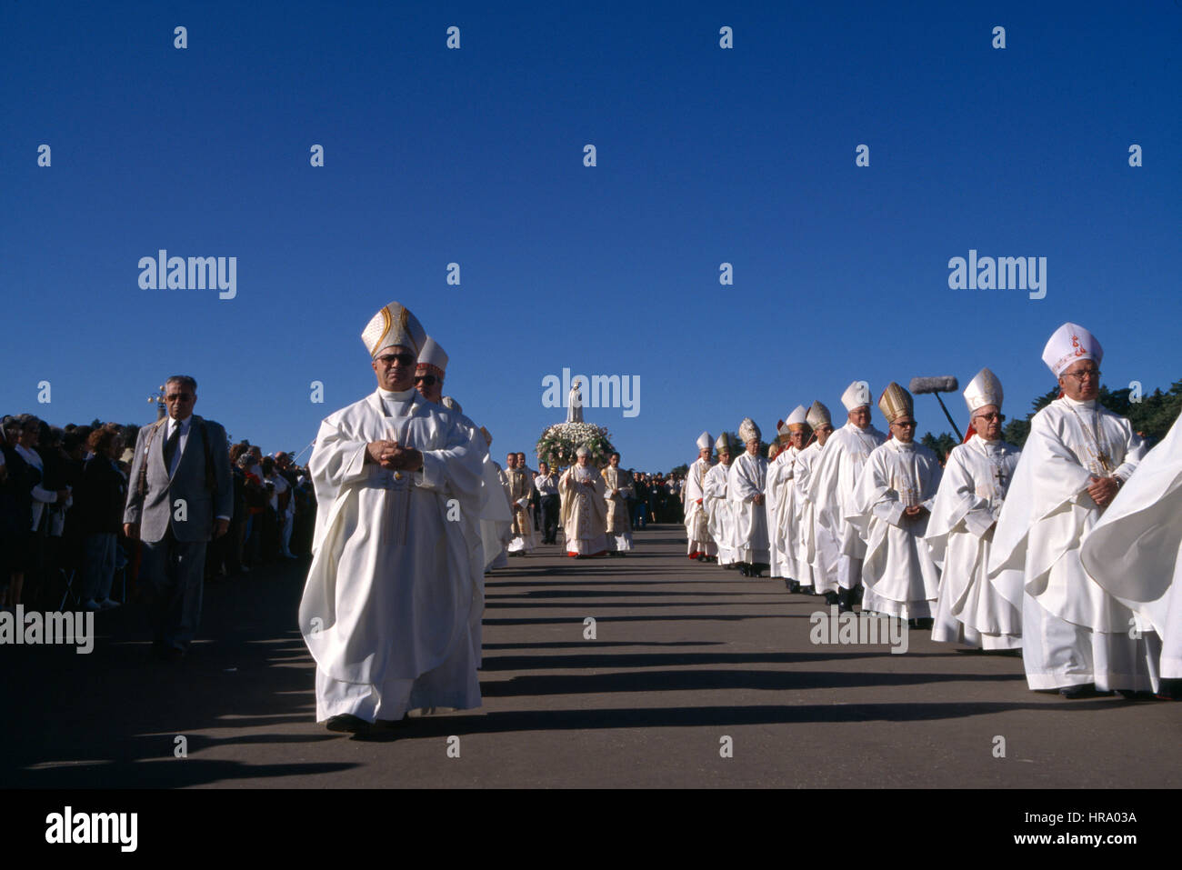 Mary procession fatima hi-res stock photography and images - Alamy
