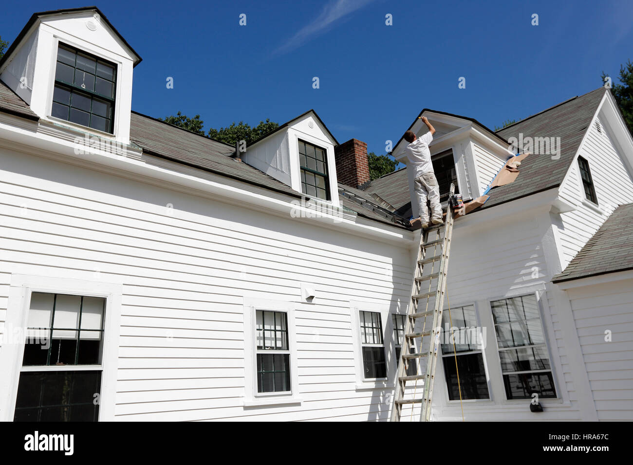 Painting of white house hi-res stock photography and images - Alamy