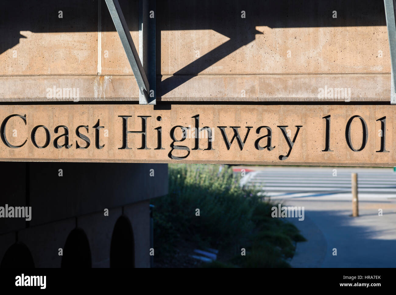 Highway 101 sign hi-res stock photography and images - Alamy