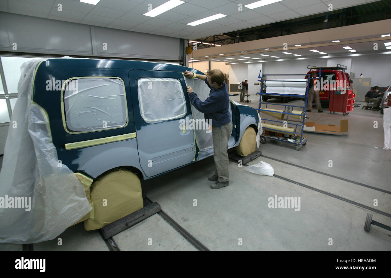 car painter at work Stock Photo - Alamy