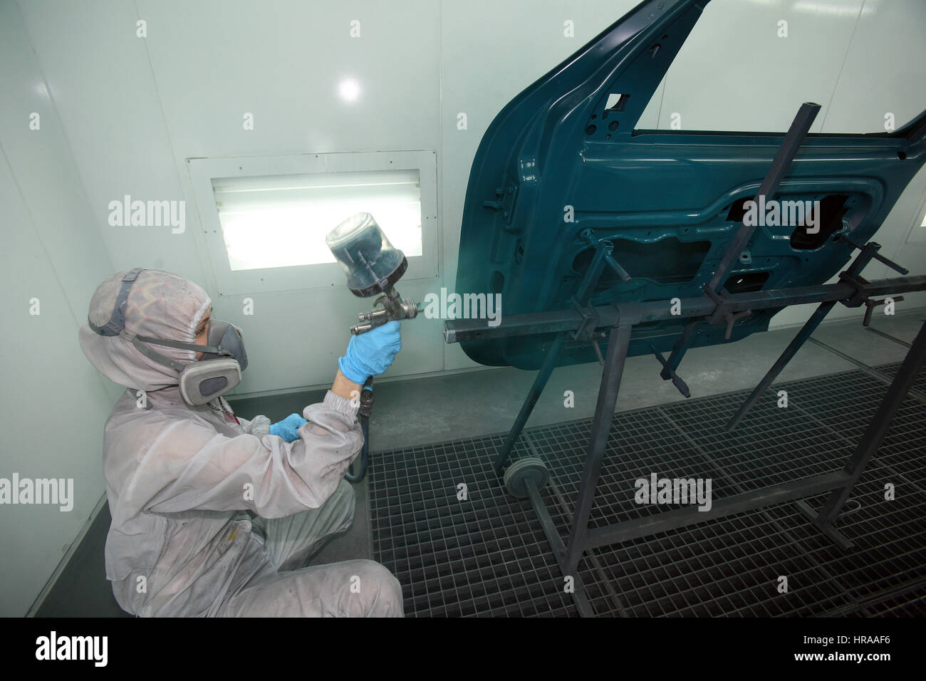 car painter at work Stock Photo - Alamy