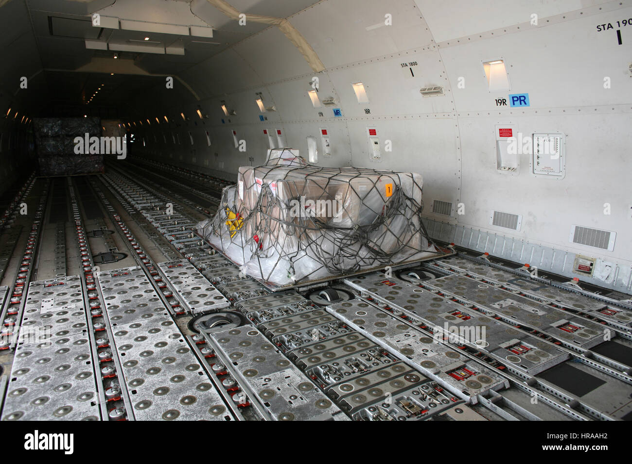 Cargo Plane Interior Stock Photos & Cargo Plane Interior Stock Images ...