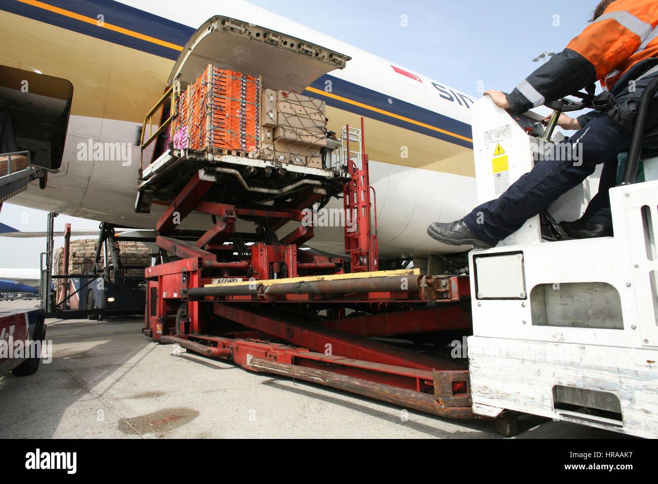 cargo planes being loaded at schiphol airport Stock Photo - Alamy