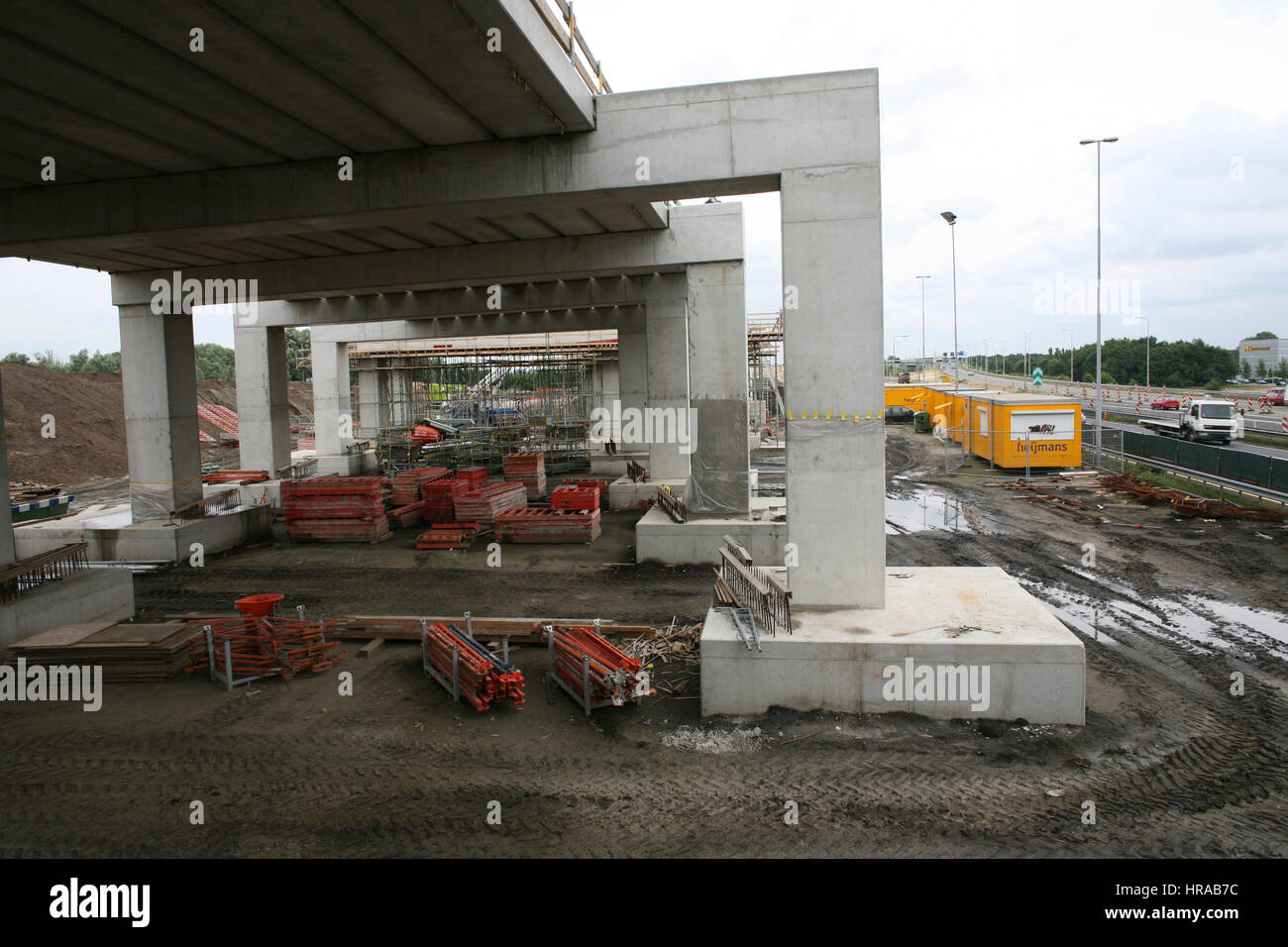 Fly over construction site work hi-res stock photography and images - Alamy