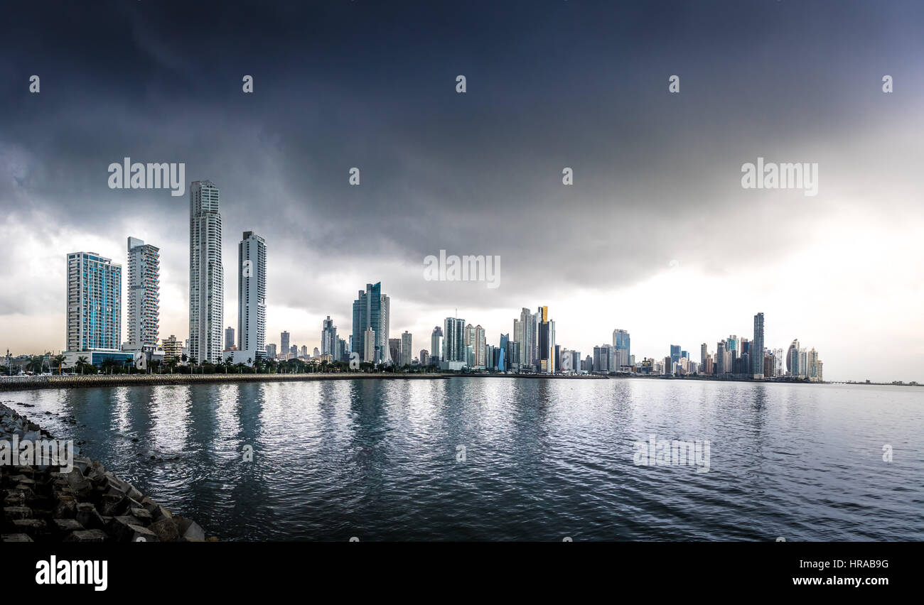 Panama city skyline hi-res stock photography and images - Alamy