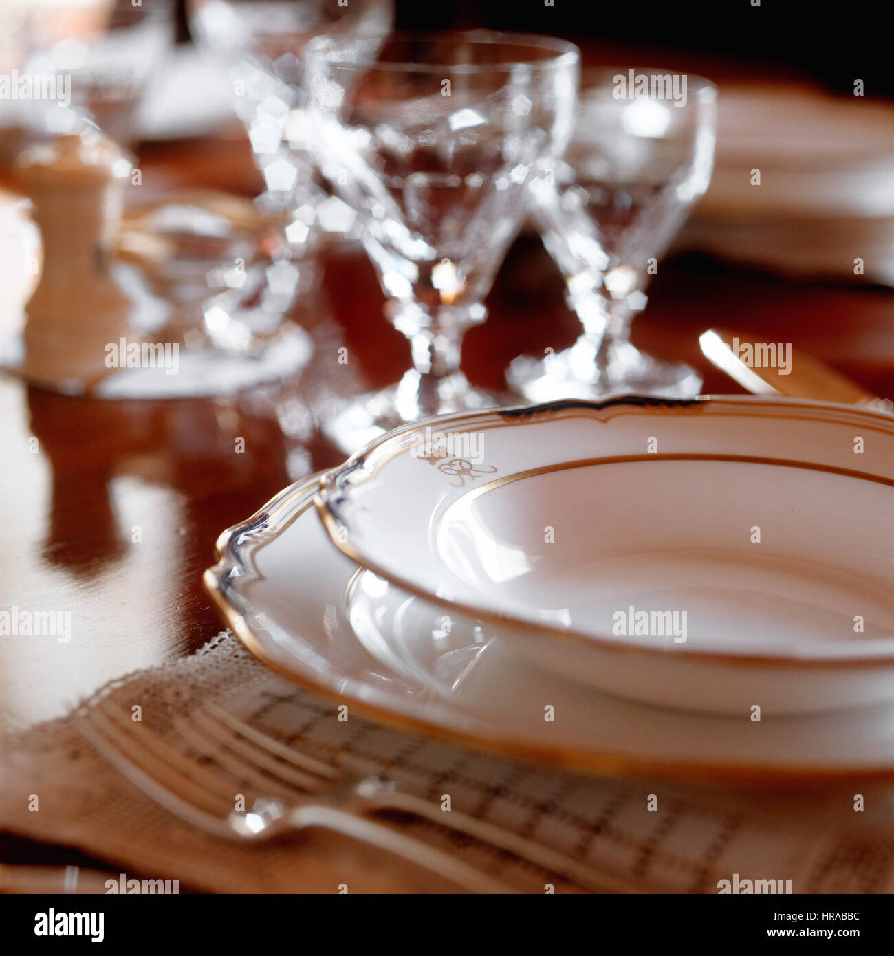 Setting up tables hi-res stock photography and images - Alamy