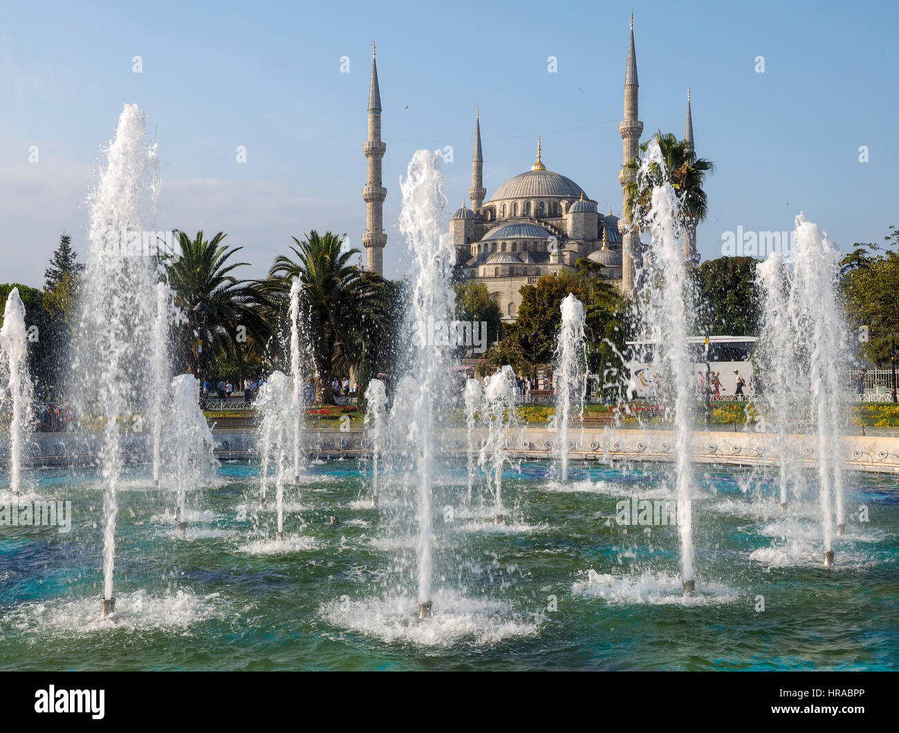 FOUNTAINS IN SULTANAHMET SQUARE GARDENS SULTAN AHMED MOSQUE (BLUE ...