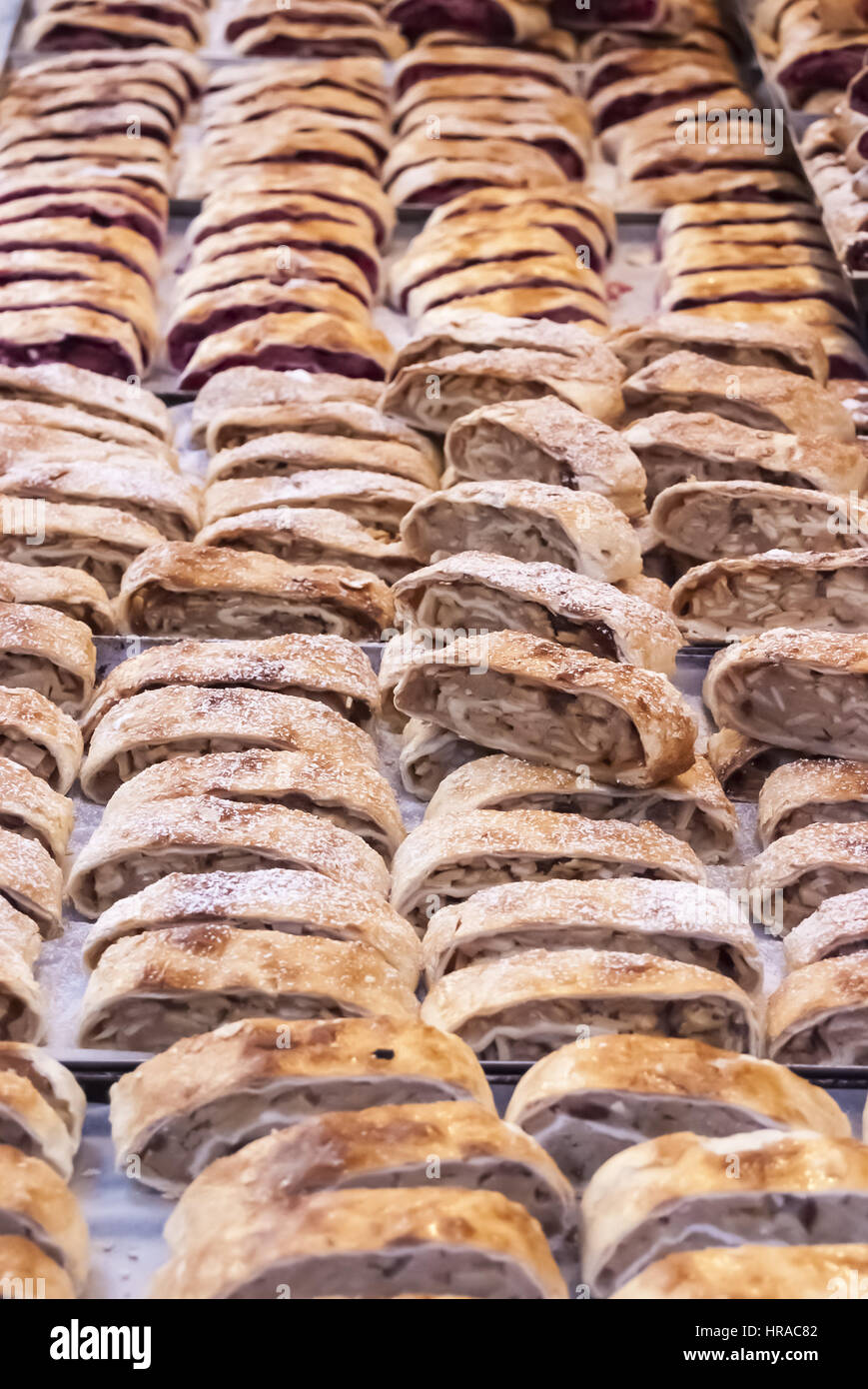 Strudel stall hi-res stock photography and images - Alamy