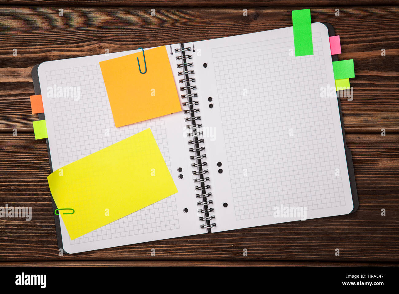 Office desk note pad hi-res stock photography and images - Alamy