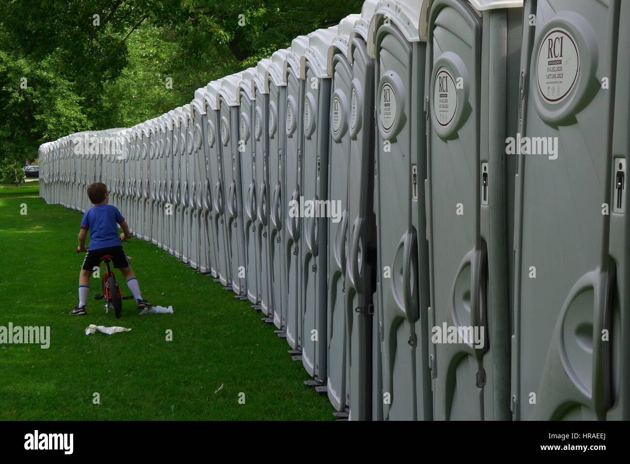Boy in the toilet hi-res stock photography and images - Alamy