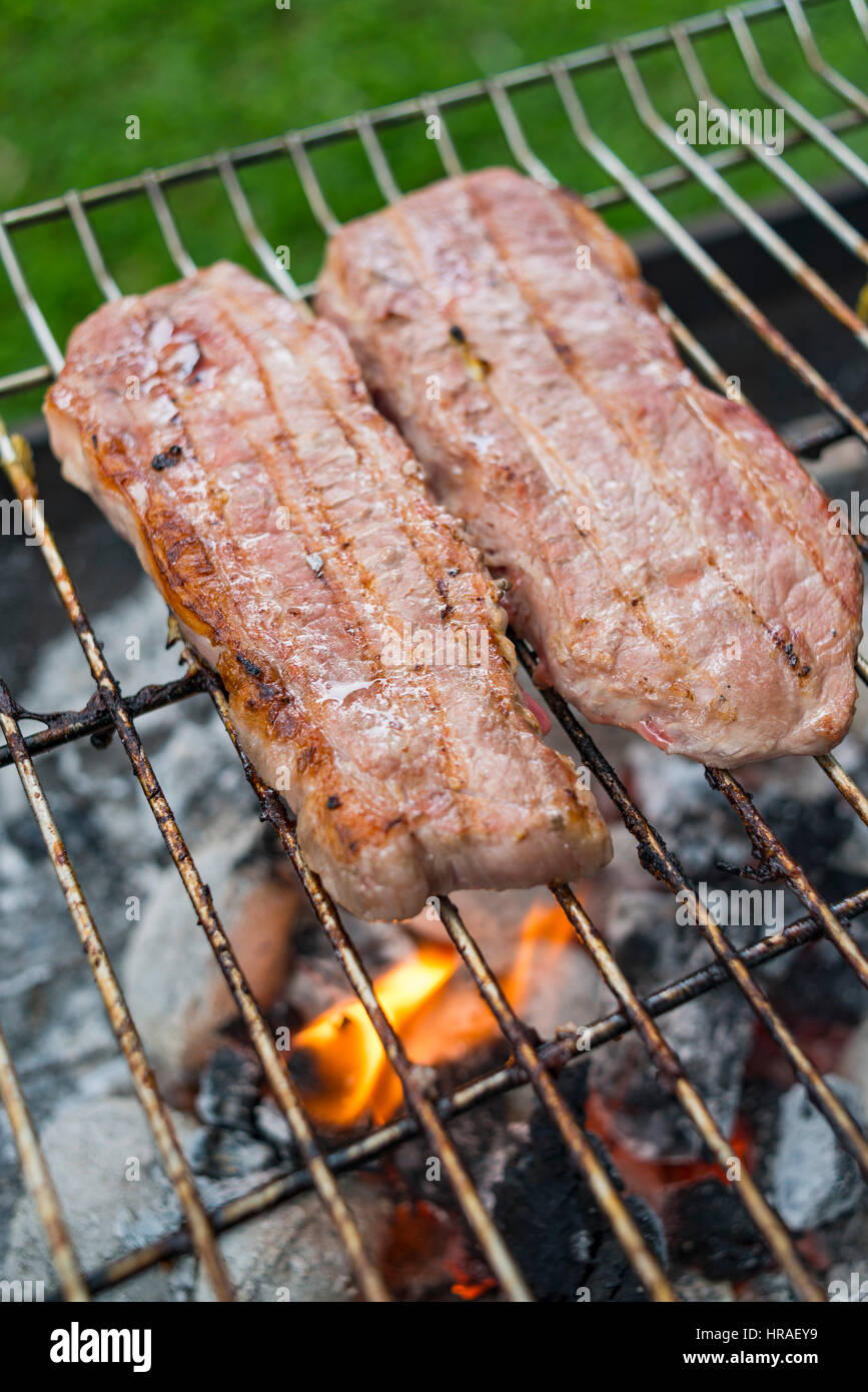 Braai grill hi-res stock photography and images - Alamy
